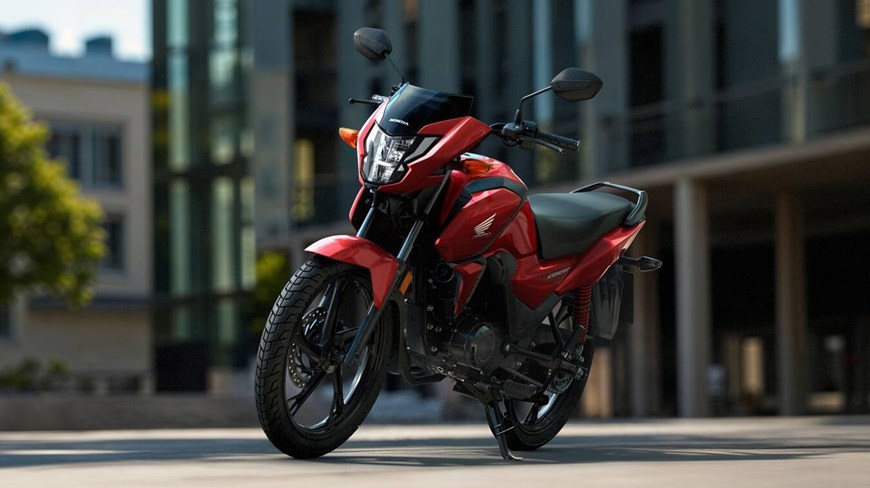 Honda update CB125F claiming over 450 miles to a tank
