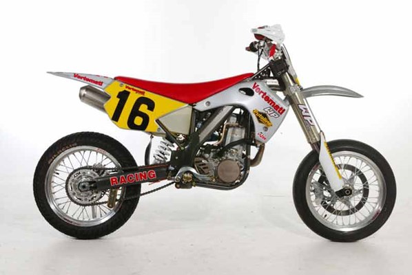 VERTEMATI SUPERMOTO (2002-2004) Review, Specs & Prices