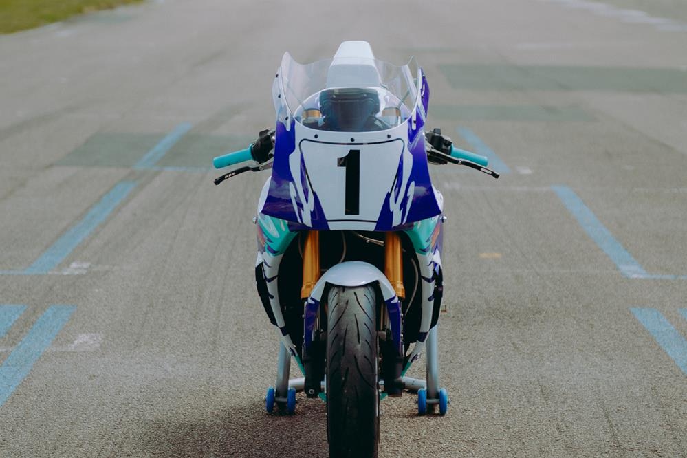 Yamaha XSR900 special build pays tribute to 1990s superbikes