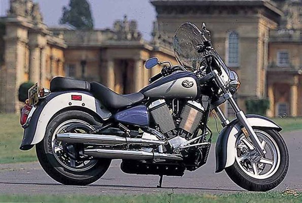 VICTORY V92C CRUISER (1999-2003) Review, Specs & Prices
