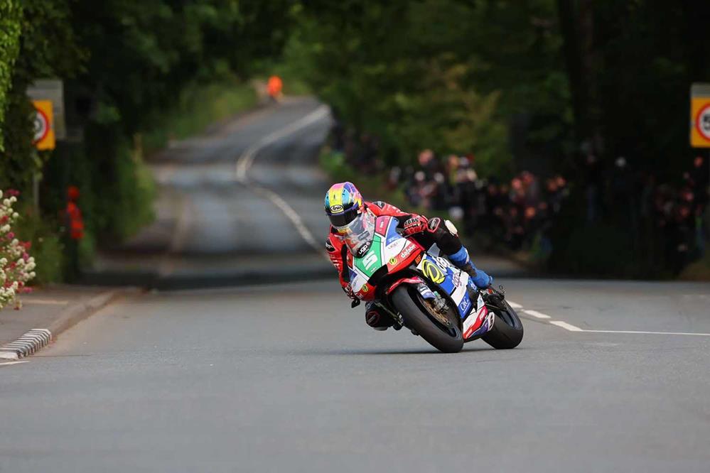 Michael Dunlop secures 31st TT win in opening Supertwin race