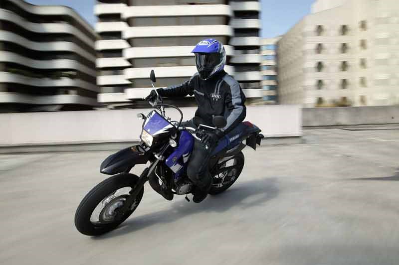 2004 Yamaha DT 125 X review | 2-stroke fun for the road