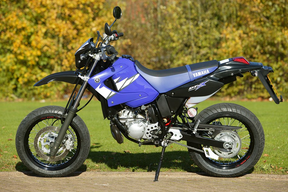 2004 Yamaha DT 125 X review | 2-stroke fun for the road
