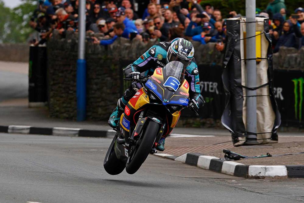 Michael Dunlop completes Supersport double at TT 2025