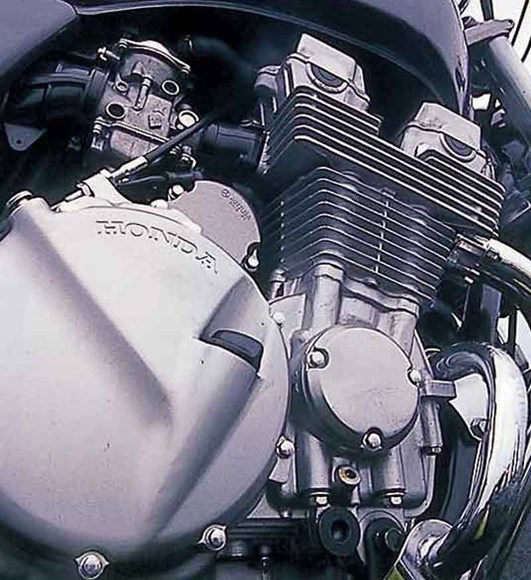 Honda CB750 F2 (1992-2001) Review | Speed, Specs & Prices