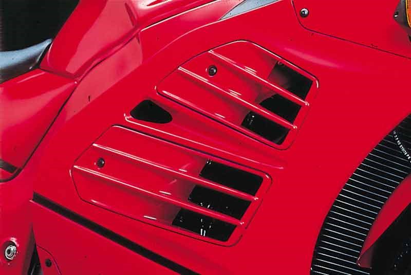 SUZUKI RF600 (1993-1997) Review | Speed, Specs & Prices