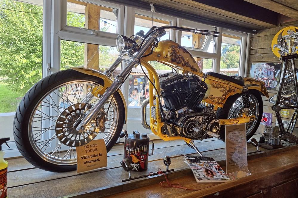 Custom Café, Bexhill-on-sea | MCN Pit Stop