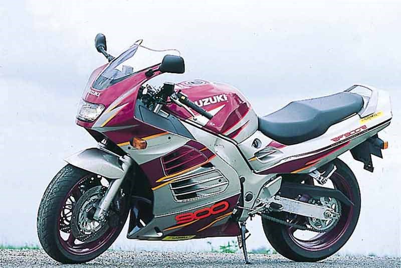 SUZUKI RF900 (1995-1999) Review | Speed, Specs & Prices