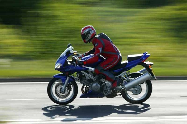 Suzuki SV1000 (2003-2007) Review | Speed, Specs & Prices