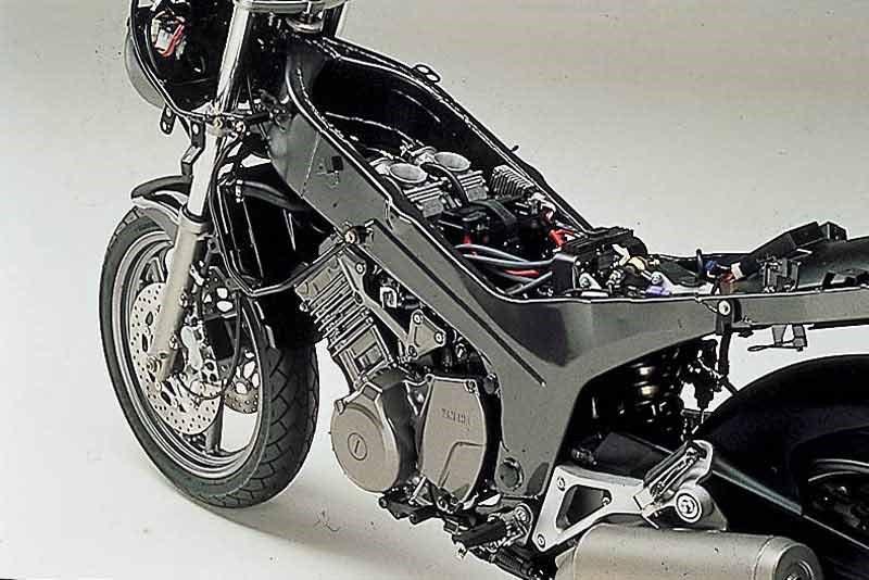 Yamaha TDM 850 (1991-2001) Review | Speed, Specs & Prices