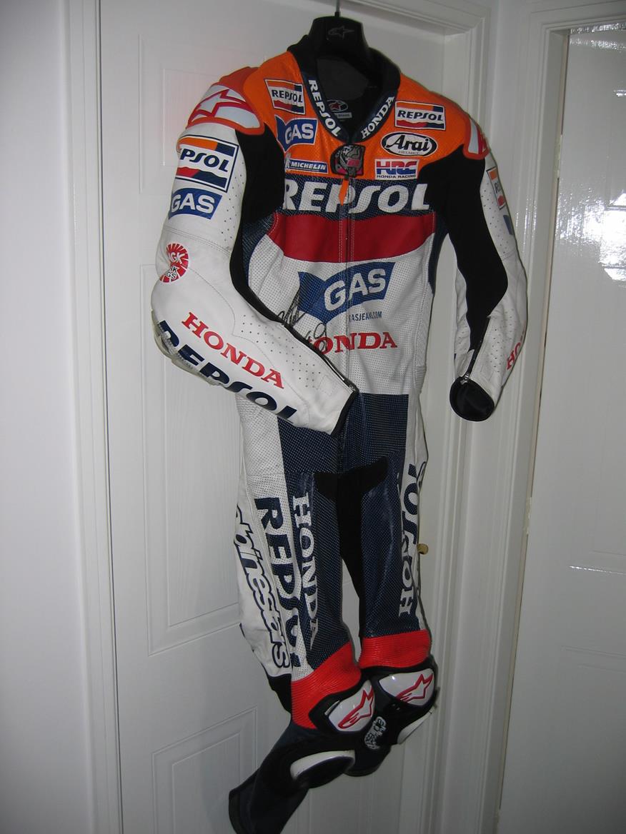 Nicky Hayden's 2007 leathers