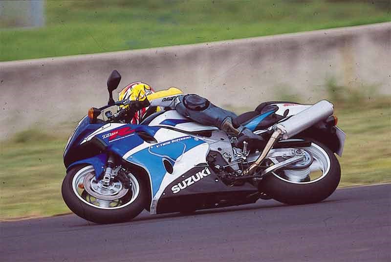 SUZUKI TL1000R (1998-2004) Review | Speed, Specs & Prices