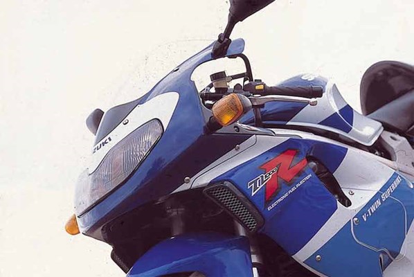 SUZUKI TL1000R (1998-2004) Review | Speed, Specs & Prices