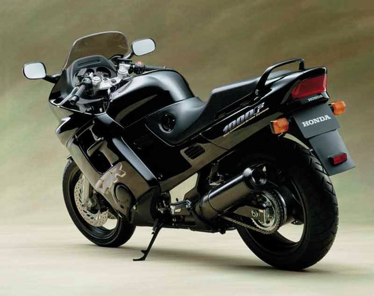HONDA CBR1000F (1987-1997) Review | Speed, Specs & Prices | MCN
