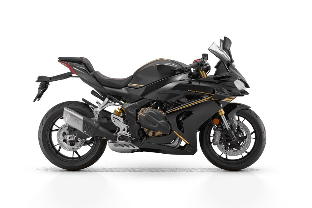 QJMotor SRK 800 RR sportsbike enters the UK priced at £6999