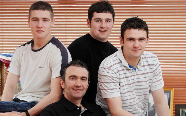 Isle of Man TT: Dunlop brothers won't race as a mark of respect for ...