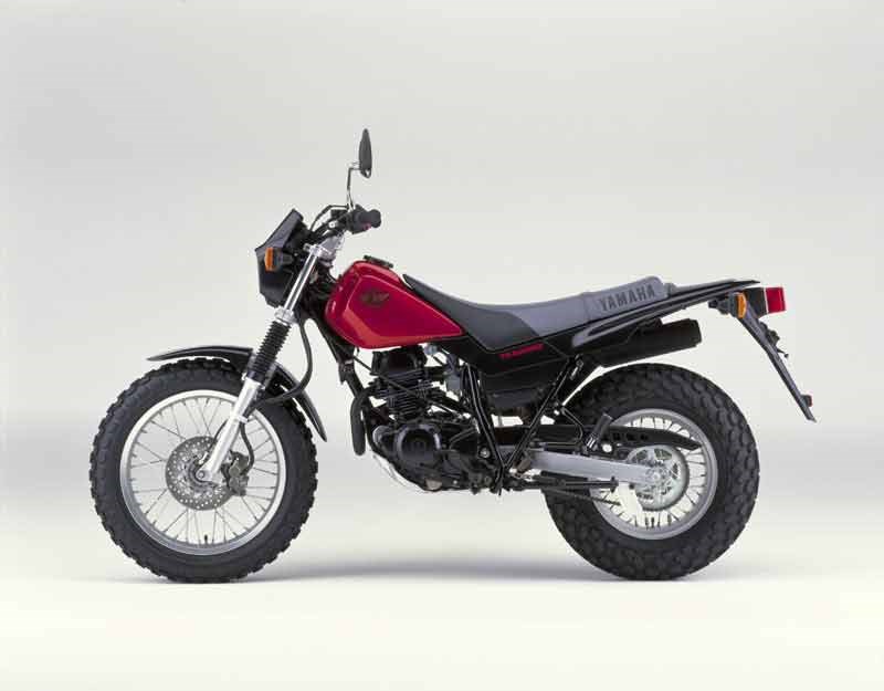 YAMAHA TW125 (1999-2004) Review | Speed, Specs & Prices
