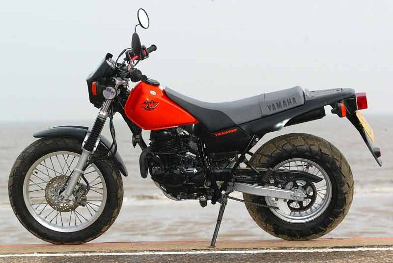 YAMAHA TW125 (1999-2004) Review | Speed, Specs & Prices
