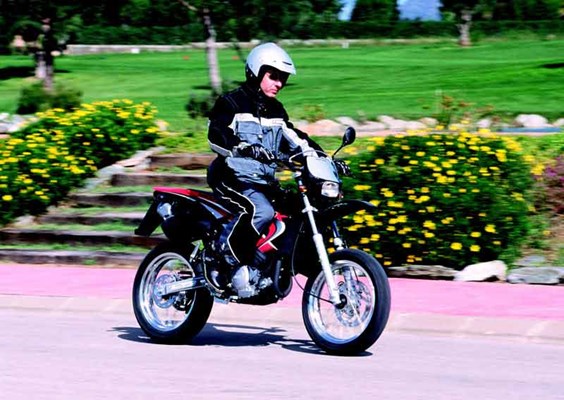 RIEJU SMX125 (1997-on) Review | Speed, Specs & Prices