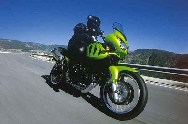 TRIUMPH TIGER 955I (2001-2006) Review, Specs & Prices