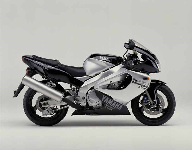 YAMAHA YZF1000 THUNDERACE (1996 - 2003) Review
