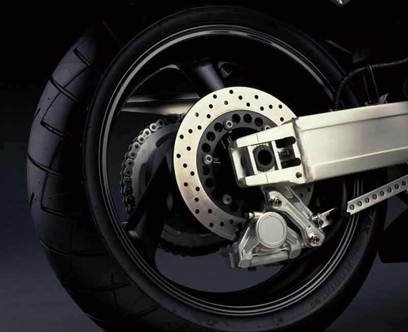 YAMAHA YZF1000 THUNDERACE (1996 - 2003) Review