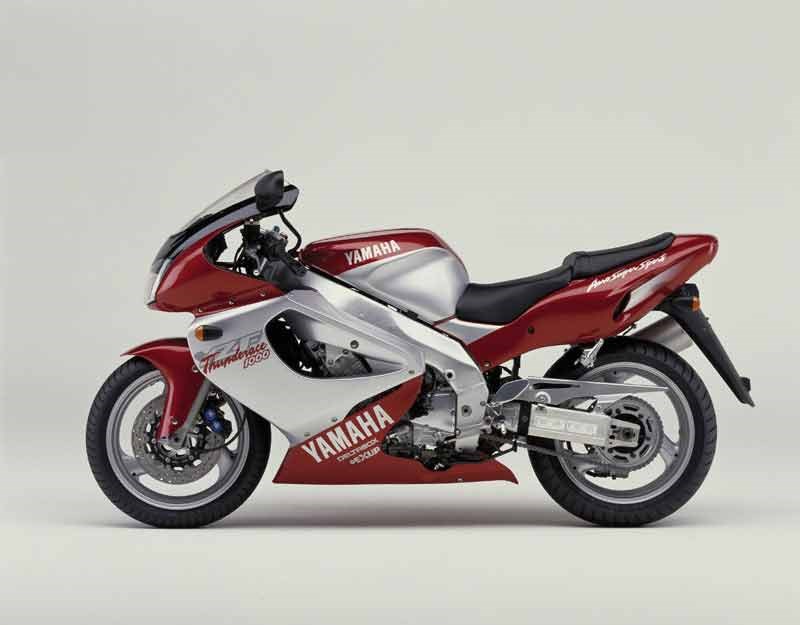 YAMAHA YZF1000 THUNDERACE (1996 - 2003) Review
