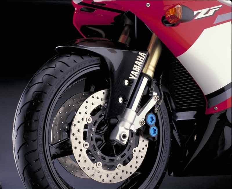 YAMAHA R1 (1998-2003) Review | Speed, Specs & Prices