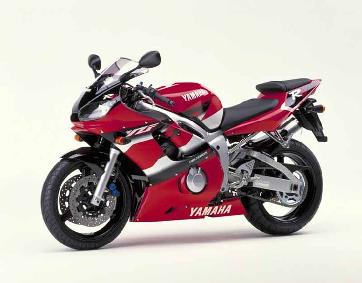YAMAHA R6 (1998-2003) Review | Speed, Specs & Prices