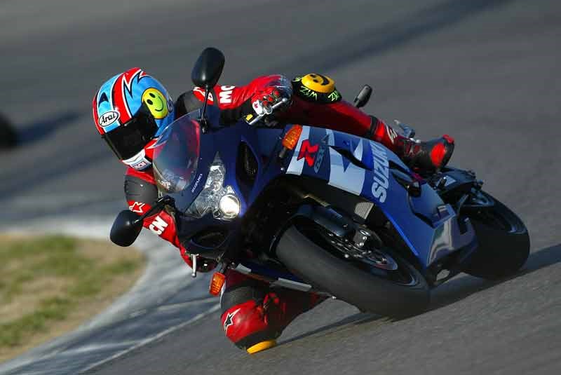 SUZUKI GSX-R600 (2004-2005) Review | Specs & Prices