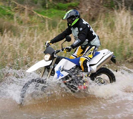 BMW G650 XCOUNTRY (2007-2012) Review | Specs & Prices