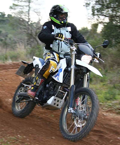 BMW G650 XCOUNTRY (2007-2012) Review | Specs & Prices