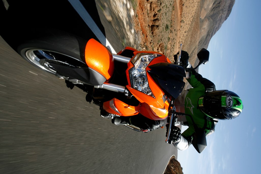 KAWASAKI Z1000 (2007-2009) Review | Speed, Specs & Prices