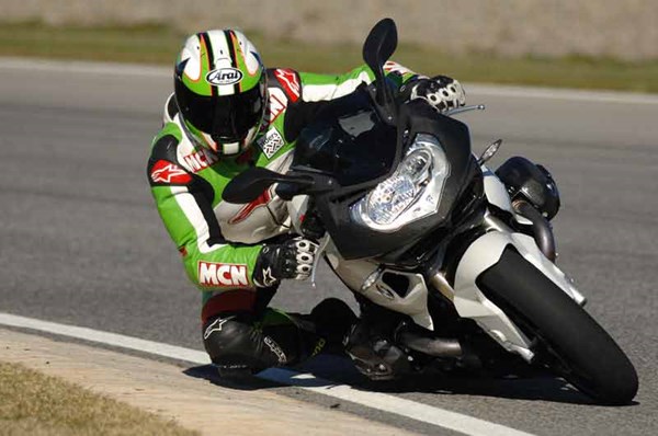 BMW HP2 SPORT (2008-2012) Review | Speed, Specs & Prices