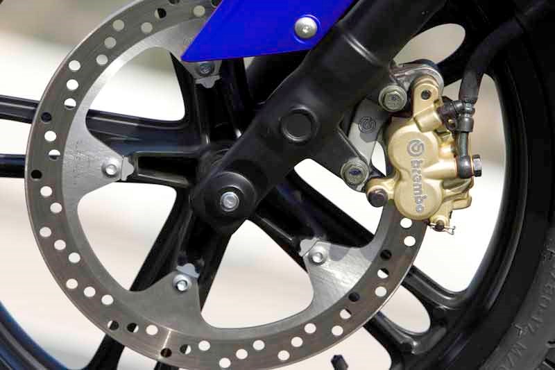 YAMAHA YZF-R125 (2008-2018) Review | Speed, Specs & Prices