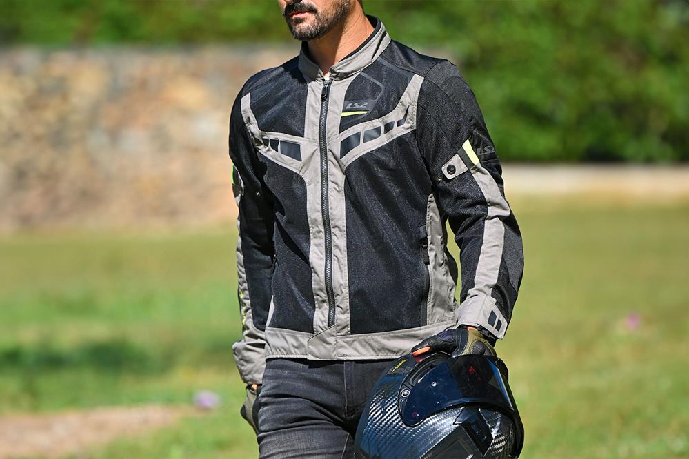 LS2 use technology developed from menthol in new cool jacket