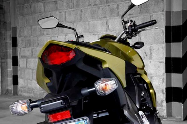 HONDA CB1000R (2008-2017) Review | Speed, Specs & Prices