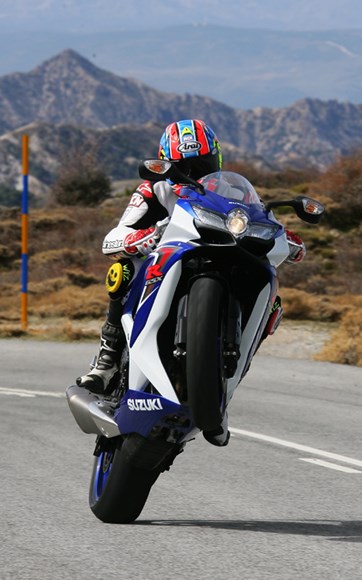 SUZUKI GSX-R750 (2008-2010) Review | Specs & Prices