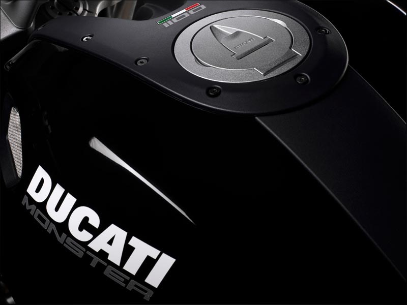 DUCATI MONSTER 1100 (2009-2013) Review, Specs & Prices