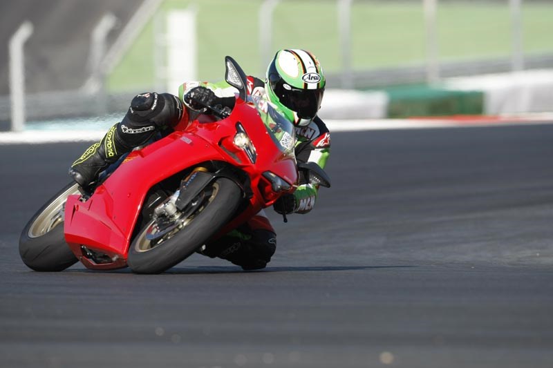 DUCATI 1198S (2008-2011) Review | Speed, Specs & Prices
