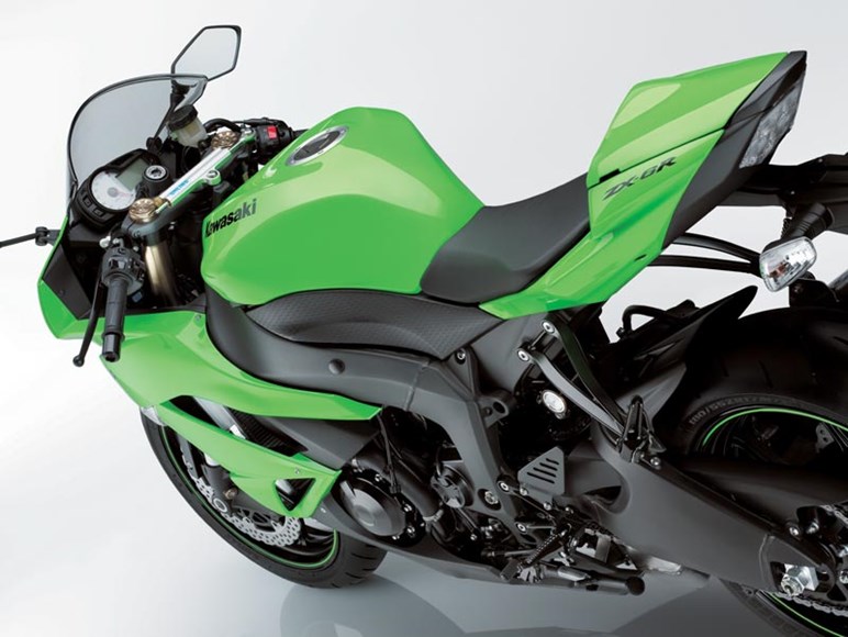 KAWASAKI ZX-6R (2009-2012) Review | Speed, Specs & Prices