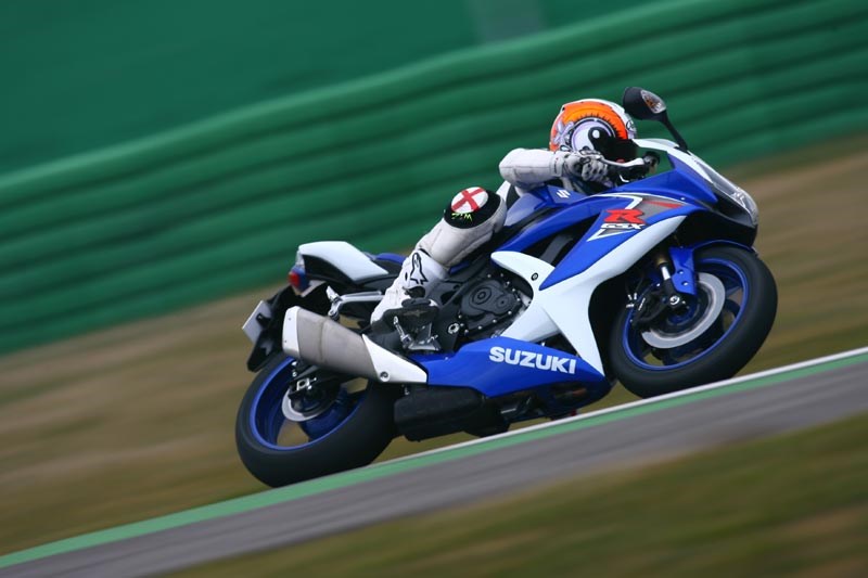 2008 Suzuki GSX-R600 review | A more user-friendly supersport