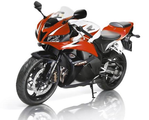 2009 Honda CBR600RR review | Classic inline-four supersport