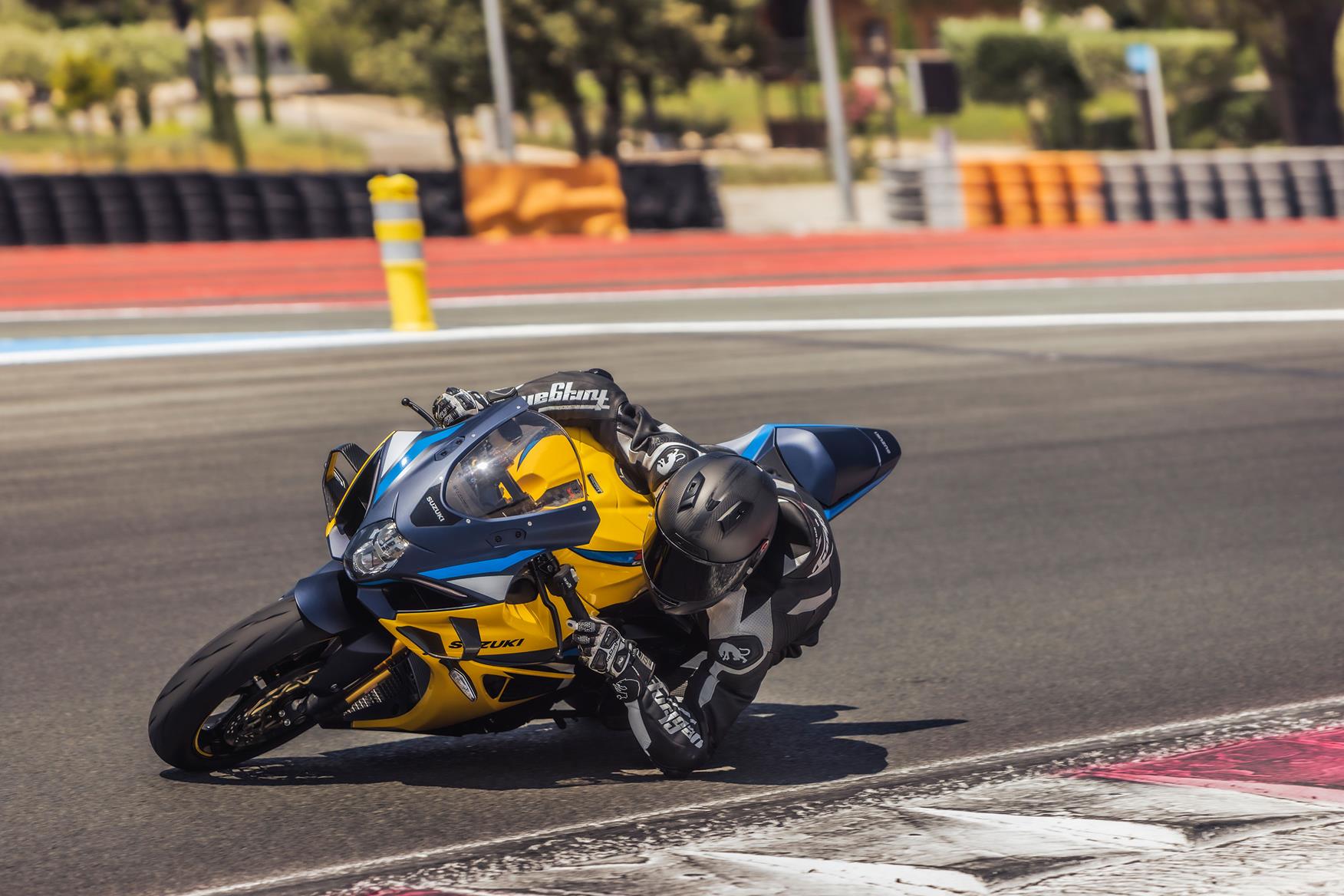 Get under the skin of the new 2026 Suzuki GSX-R1000R