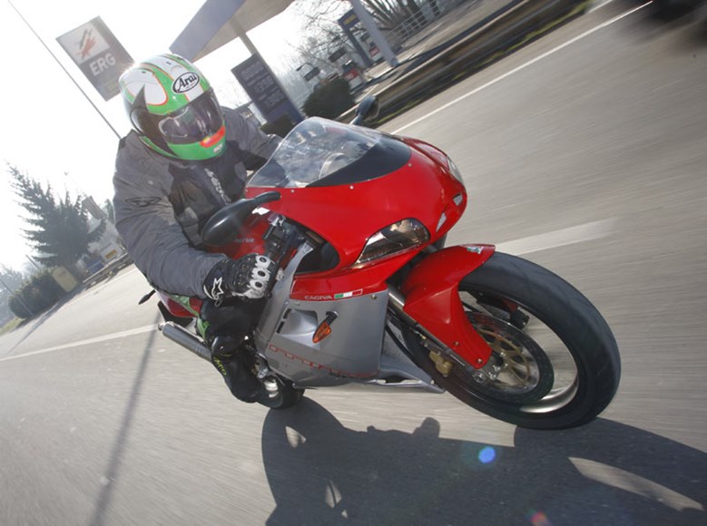 CAGIVA MITO SP525 (2008-on) Review | Specs & Prices