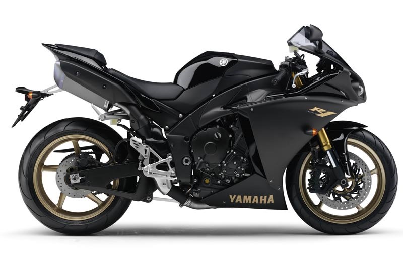 YAMAHA R1 (2009-2011) Review | Speed, Specs & Prices