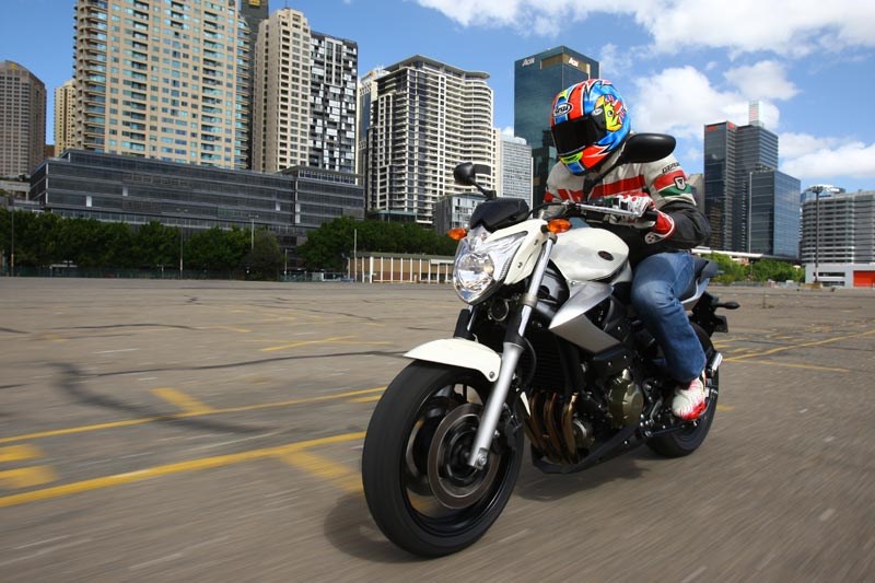 Yamaha XJ6 (2009-2015) Review | Owner & Expert Ratings