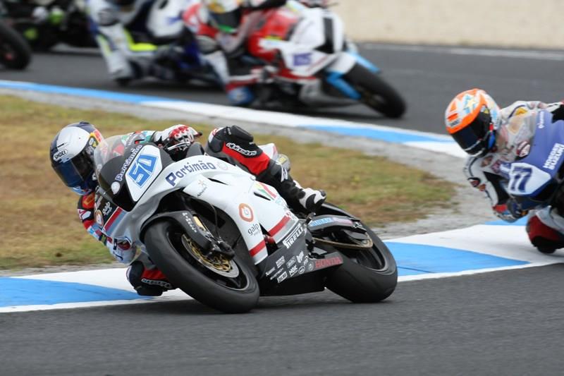 WSS Qatar: Laverty Hammers Ten Kate Pair