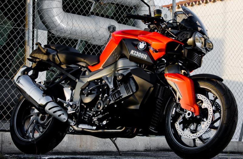 2009-2015 BMW K1300R review: Happily defies naked bike logic