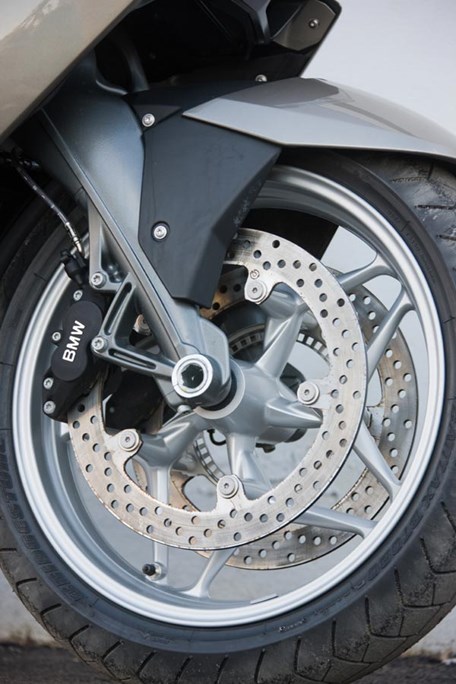 BMW K1300GT (2009-2013) Review | Speed, Specs & Prices